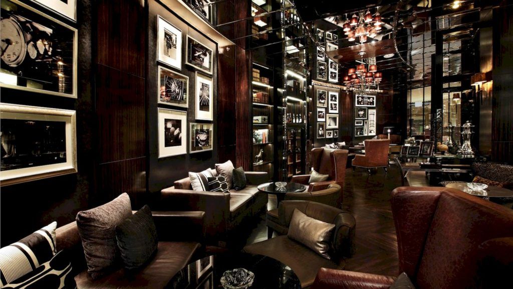 The best hotel bars for the perfect cocktails in the region