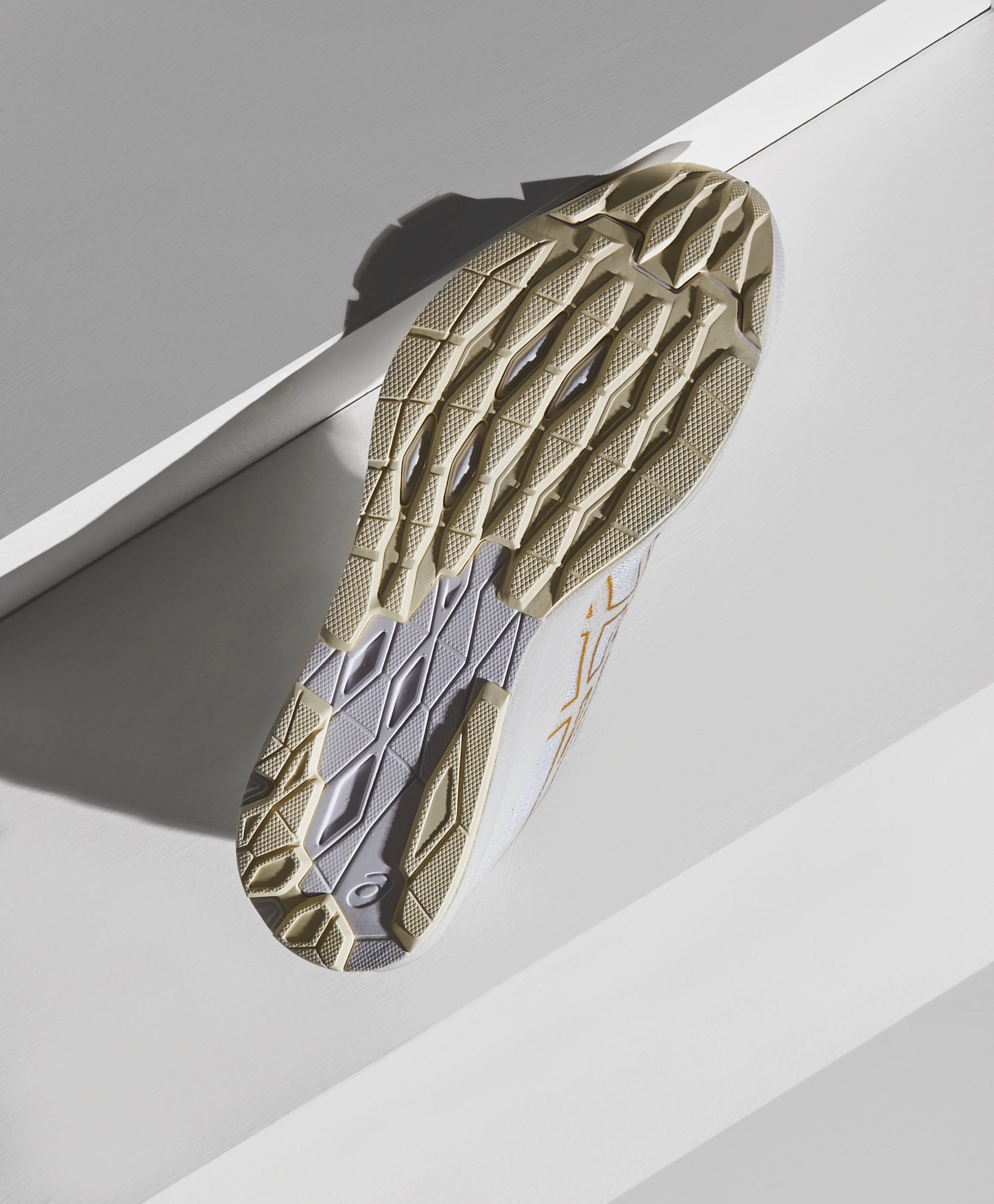 8 proprietary sports shoe sole technologies reviewed