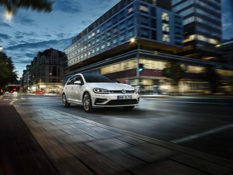 The Golf R-Line: the sporty twist to a Volkswagen icon | AugustMan ...