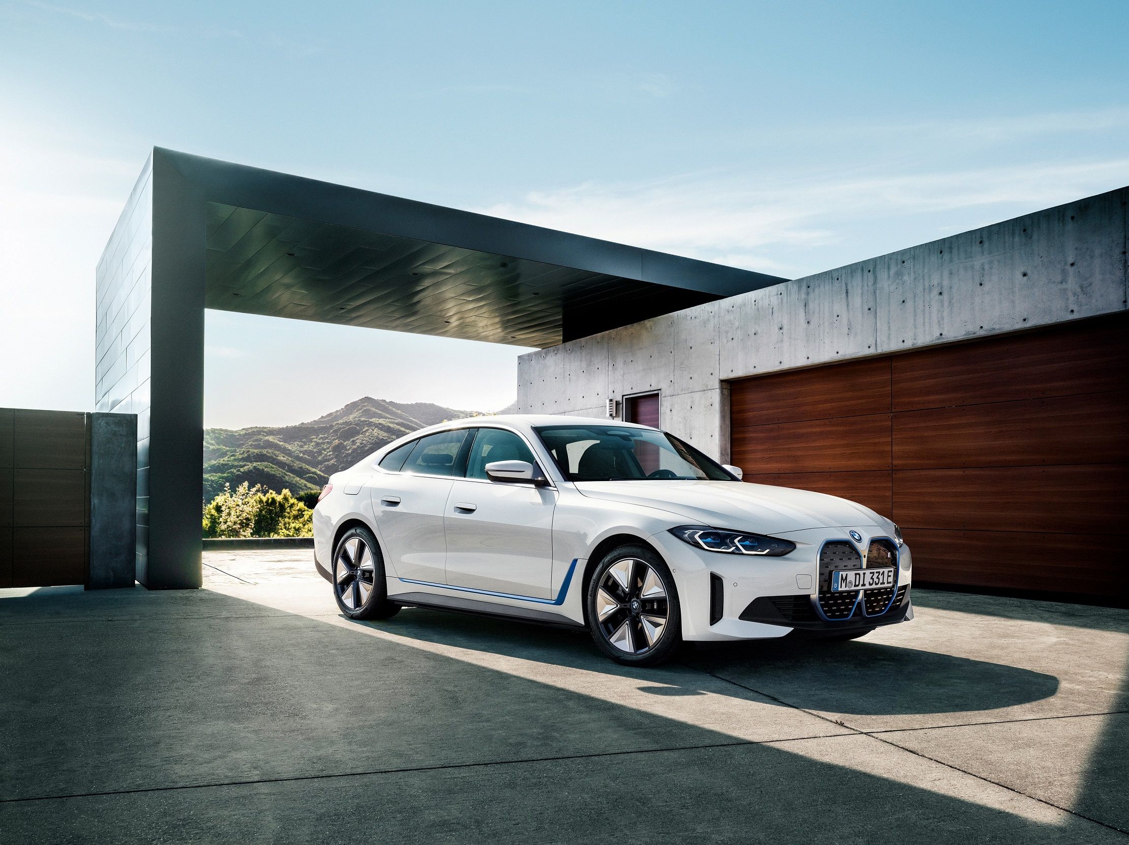 New BMW i Range Expands The German Automaker's EV Portfolio