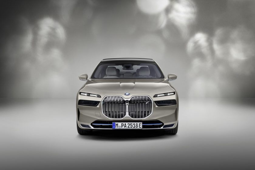BMW Redefines The Luxury Segment With The New 7 Series