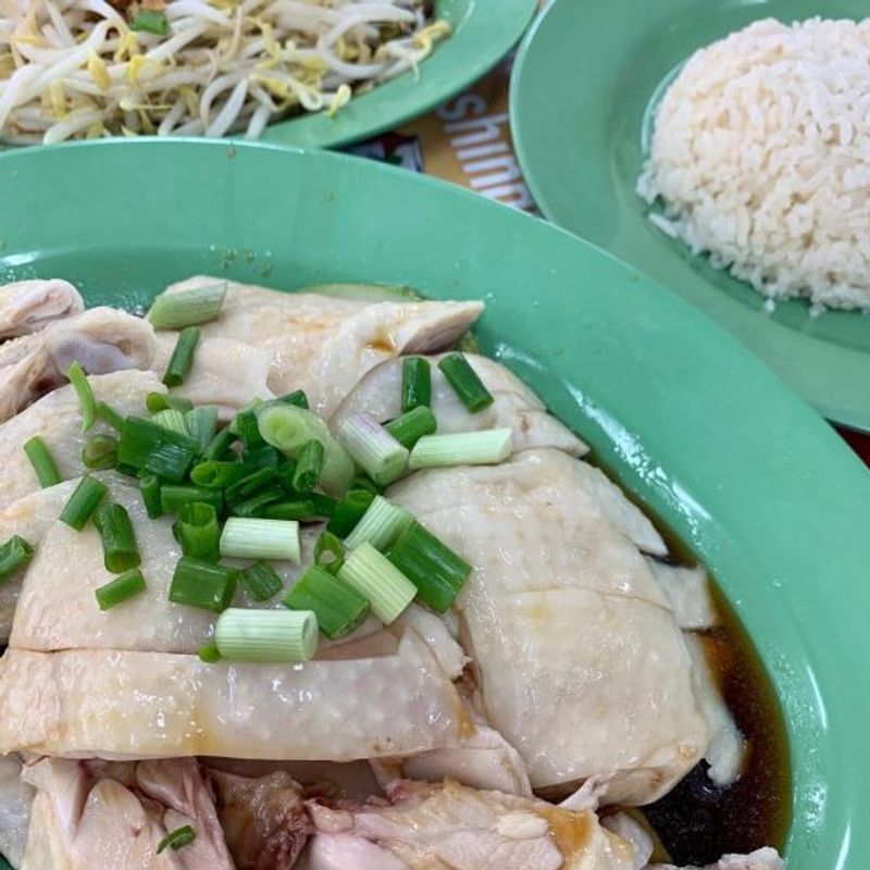 11 places for the best Hainanese chicken rice in Singapore