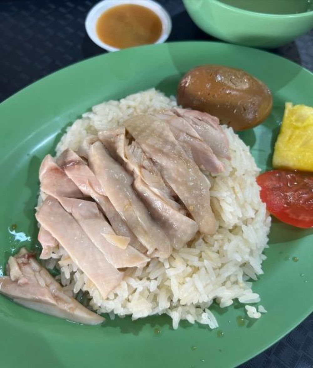 11 places for the best Hainanese chicken rice in Singapore