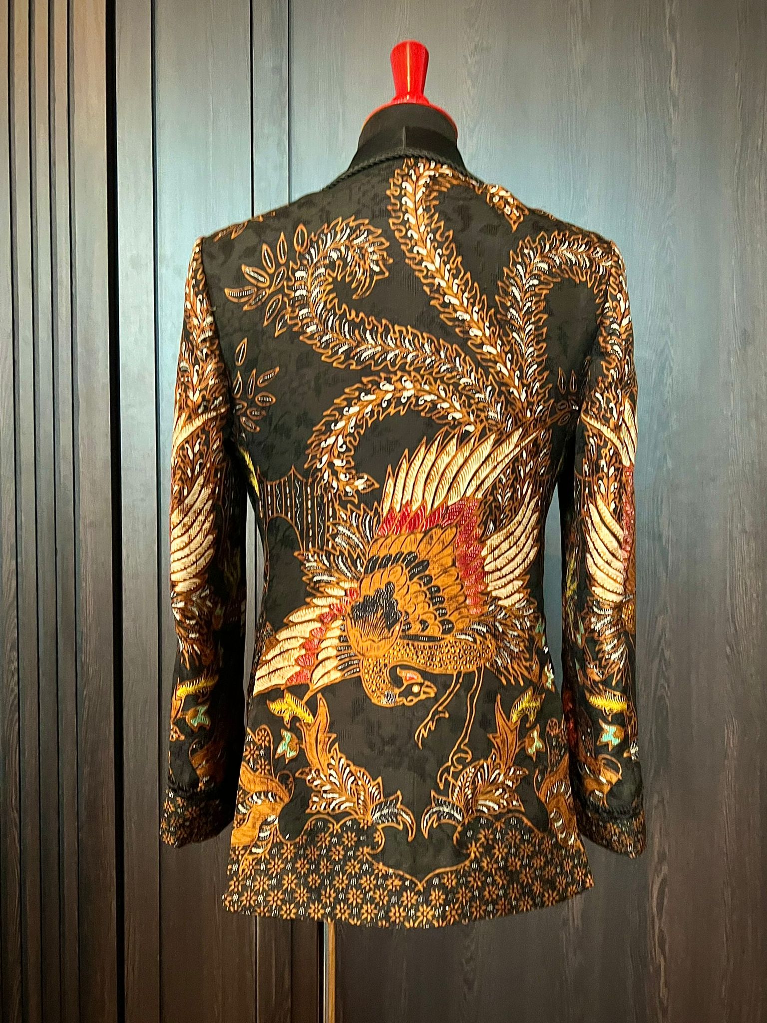 Dr. Tai Heng Cheng Stuns At The Anniversary Ball of Save Venice
