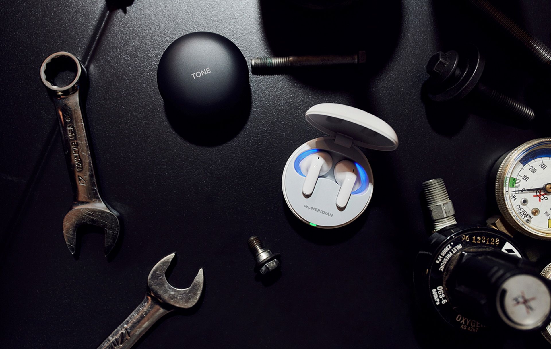 LG And Meridian Gives Us The Tone Free FP9