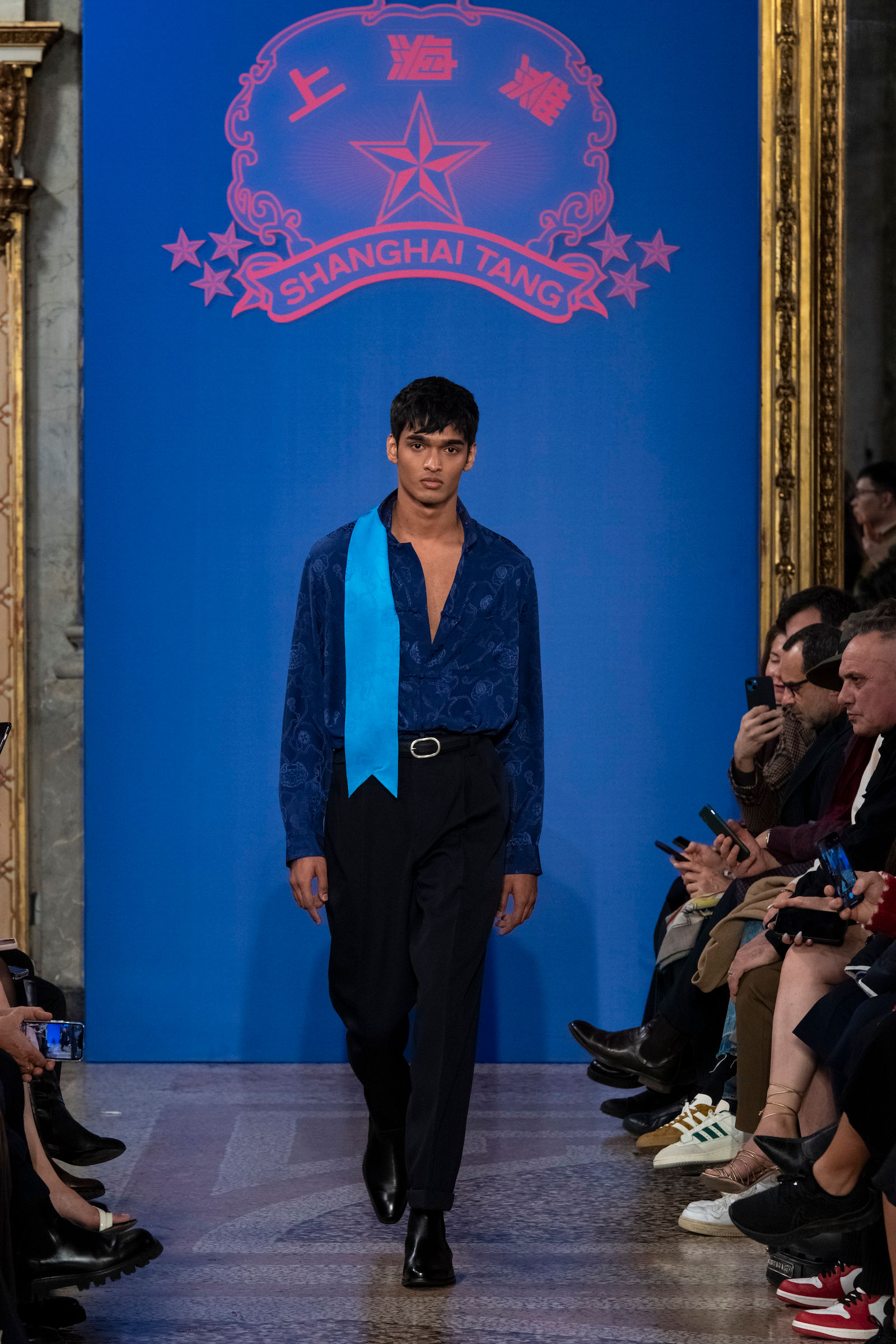 Shanghai Tang Fall Winter 2023 Menswear debut at Milan Fashion Week