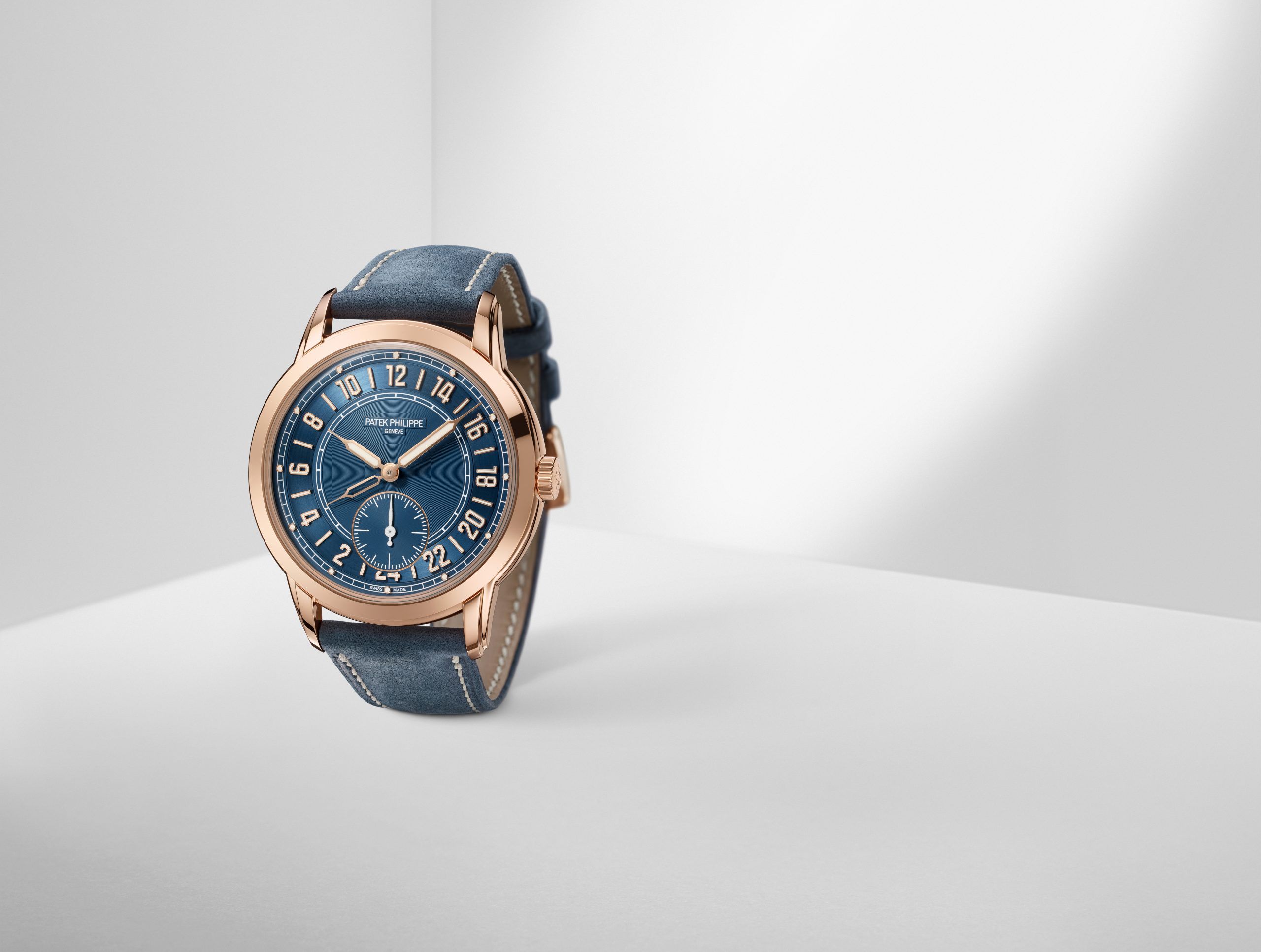 The New Patek Philippe Calatrava Is Manufactured For Travellers