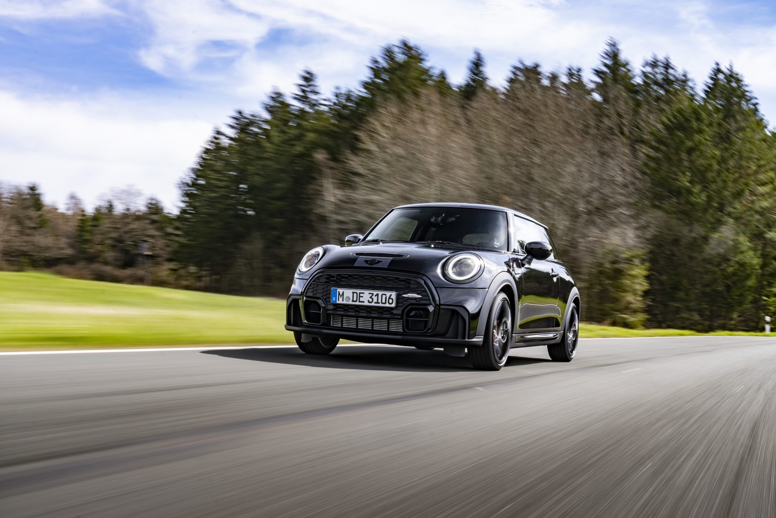 MINI Launches John Cooper Works 3-door 1to6 Edition