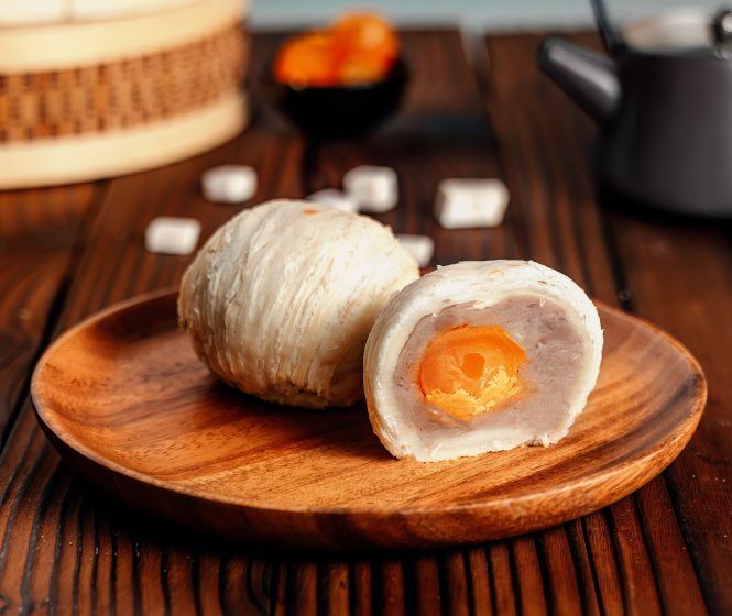 Where To Get The Best Teochew Mooncakes In Singapore This Year?