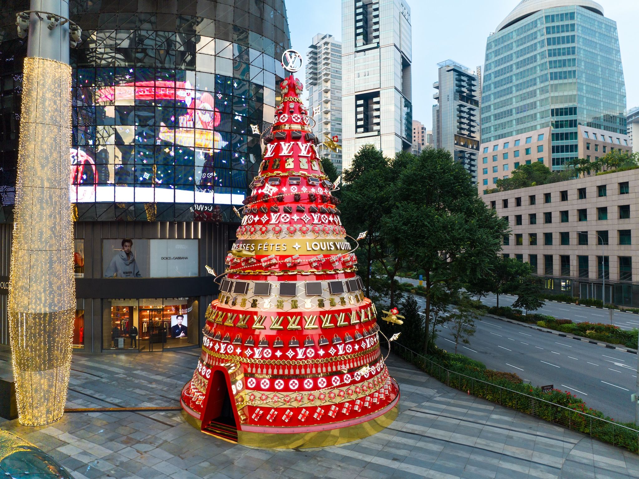 Louis Vuitton ushers in Christmas with 21 metre Tall Tree at ION Orchard