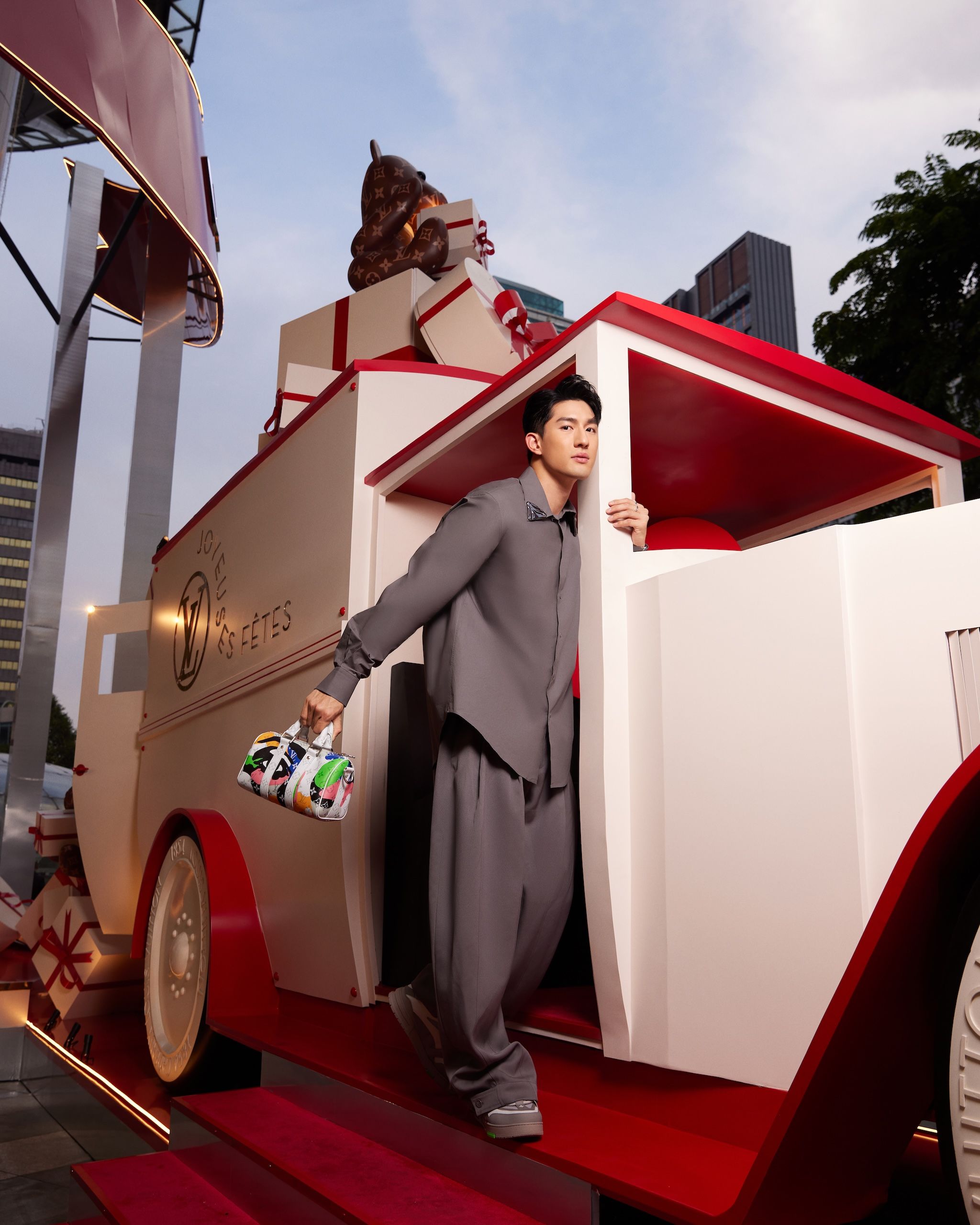 Louis Vuitton ushers in Christmas with 21 metre Tall Tree at ION Orchard