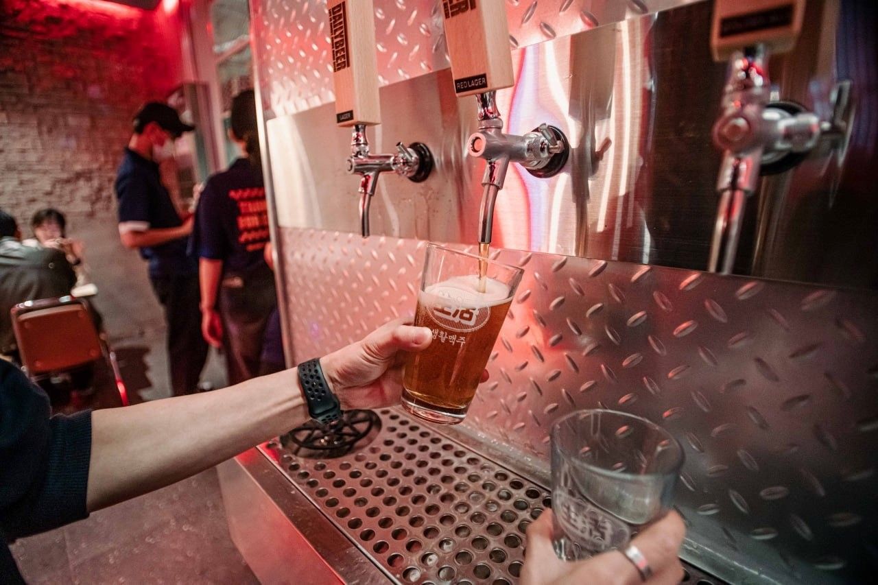 Popular Korean Chain Daily Beer Has Opened Its First Outlet In Singapore