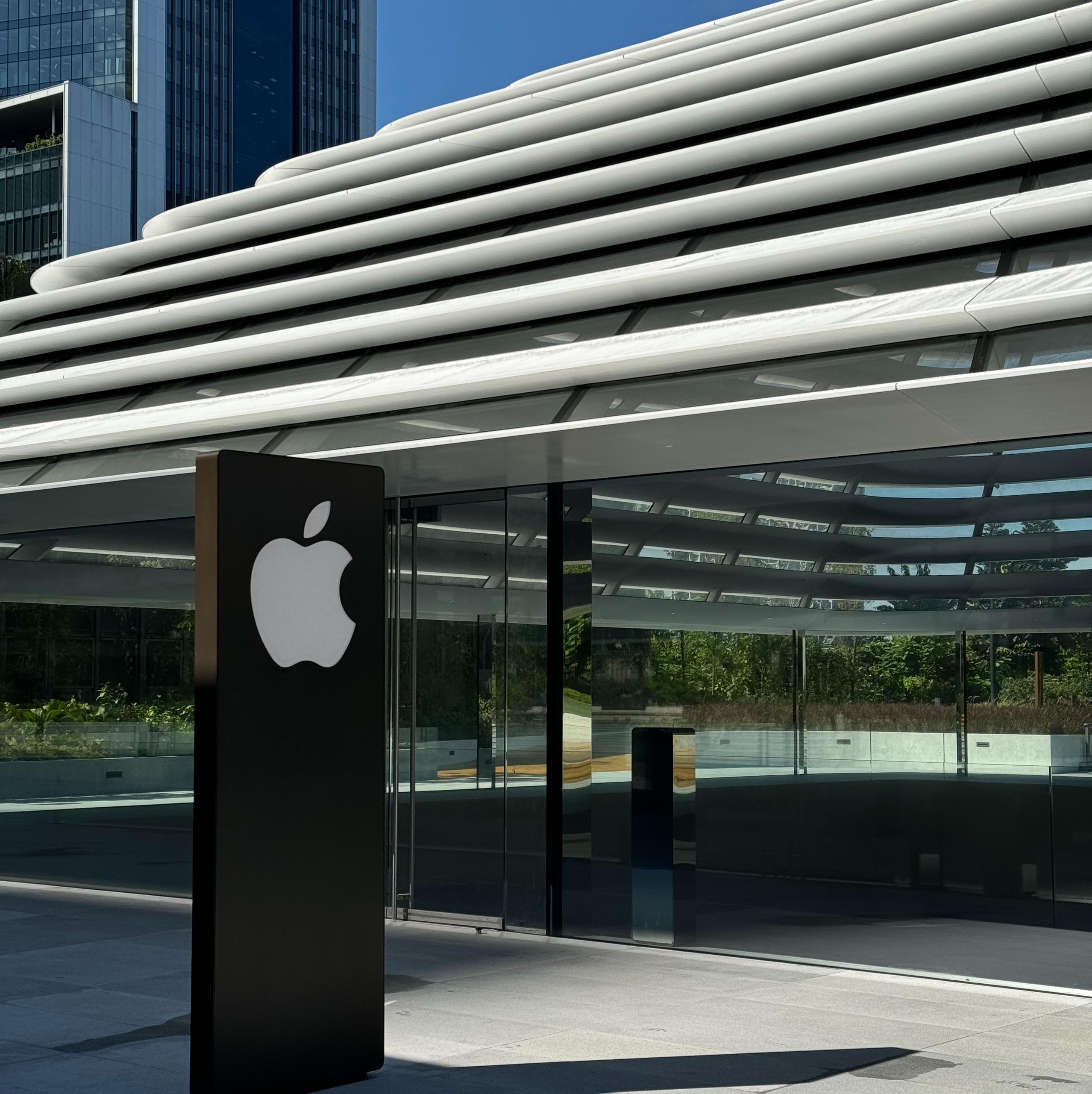 Inside The First Of Its Kind Apple Store In Malaysia - Augustman Singapore