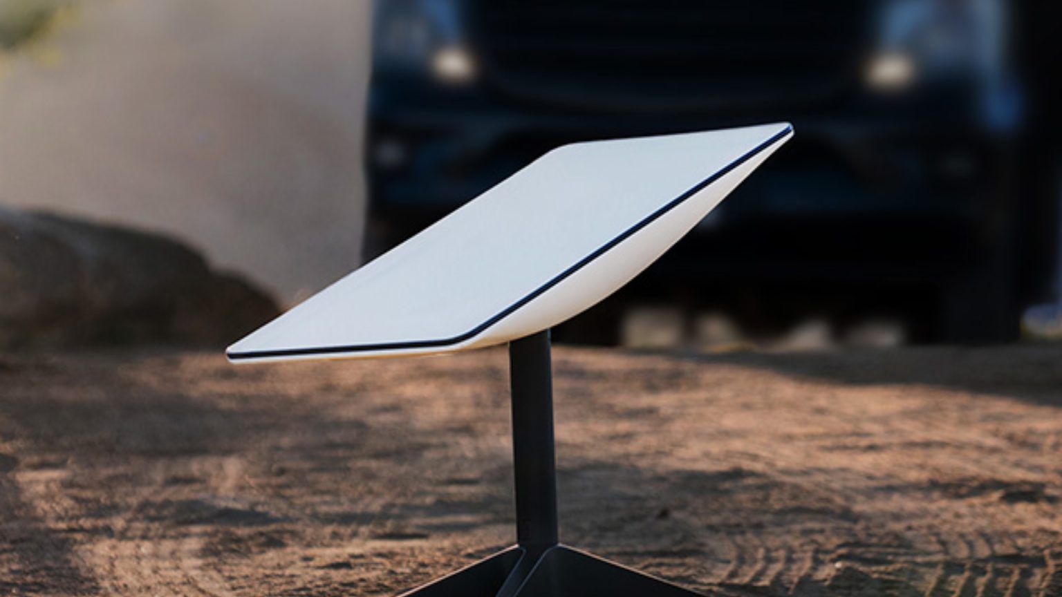 Starlink Mini vs Starlink Standard: Which is better? – Augustman Singapore