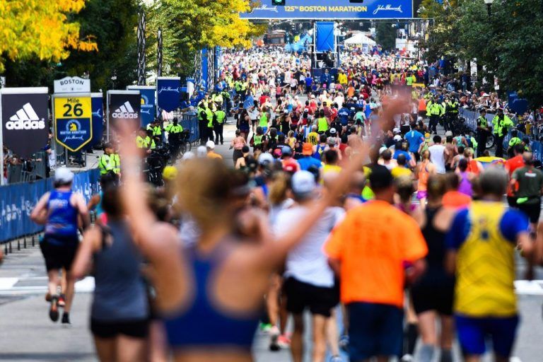 Check Out The Most Scenic Marathons Of 2025 - Augustman Singapore