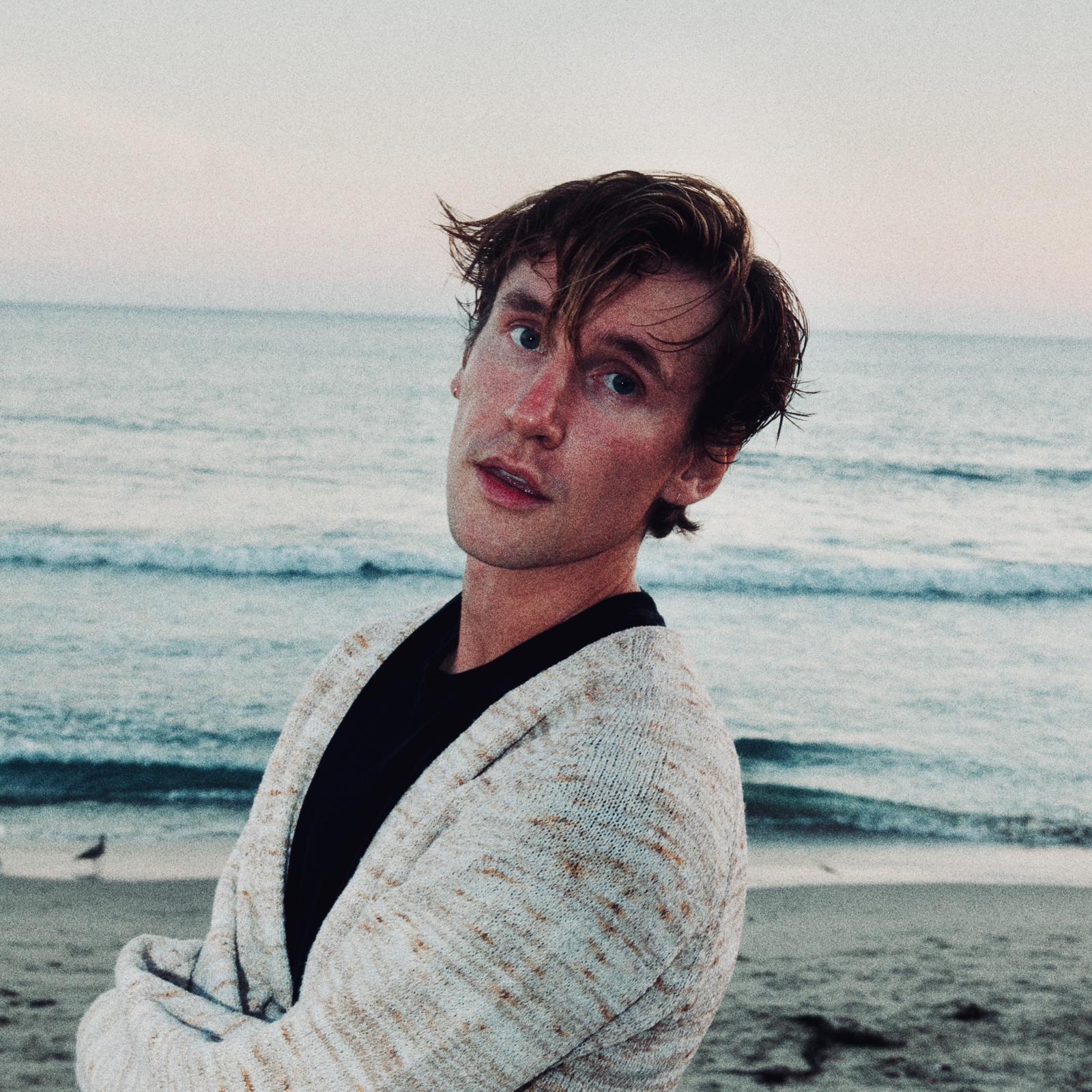 Swedish Singer-songwriter yaeow On His Searing Hymns Of Love ...