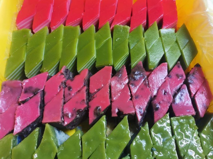 7 spots to try the best Nyonya Kuih in KL and PJ | Augustman Singapore