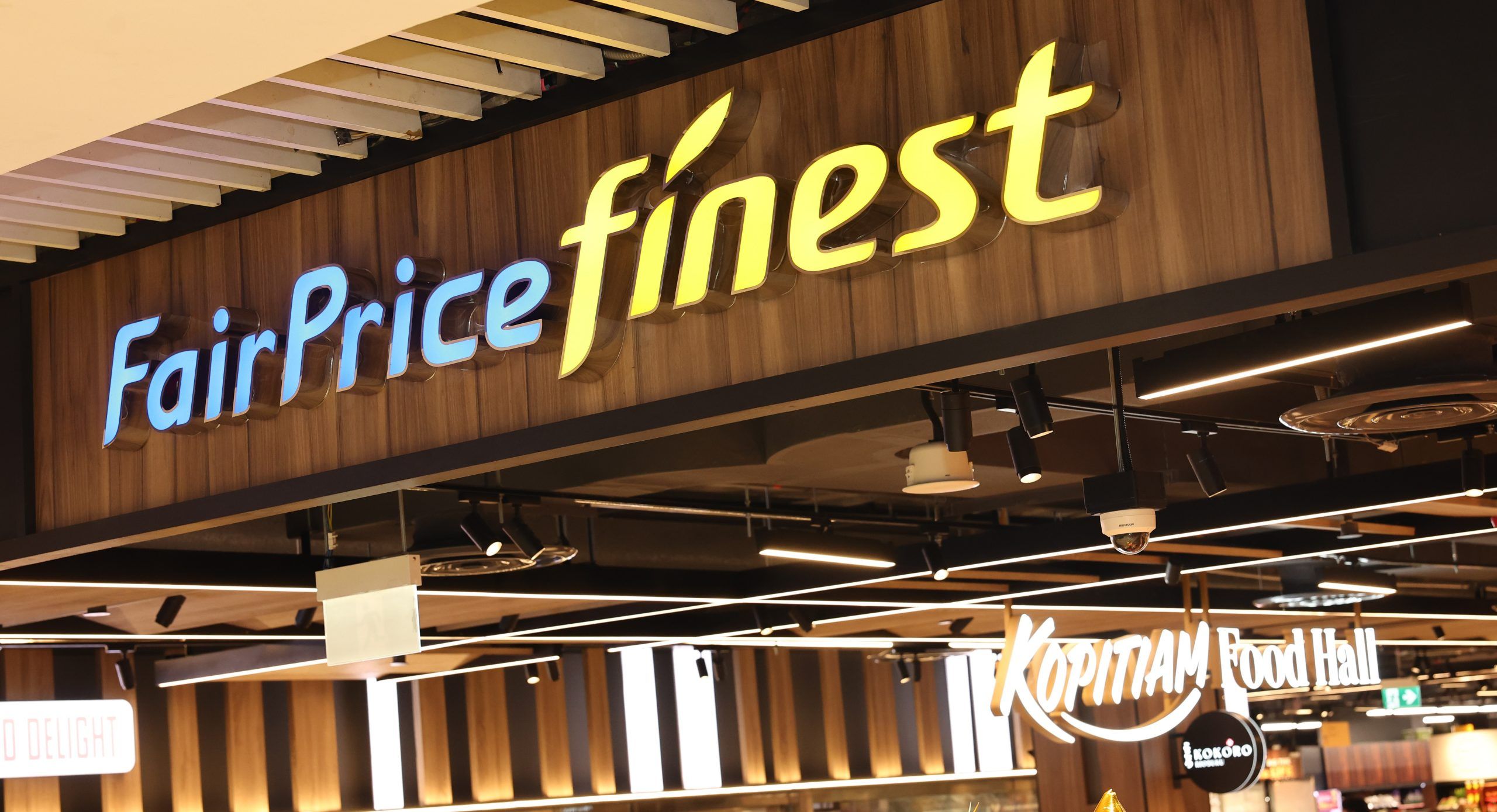 Indulge In Dine-In Food At FairPrice Finest Sembawang Store
