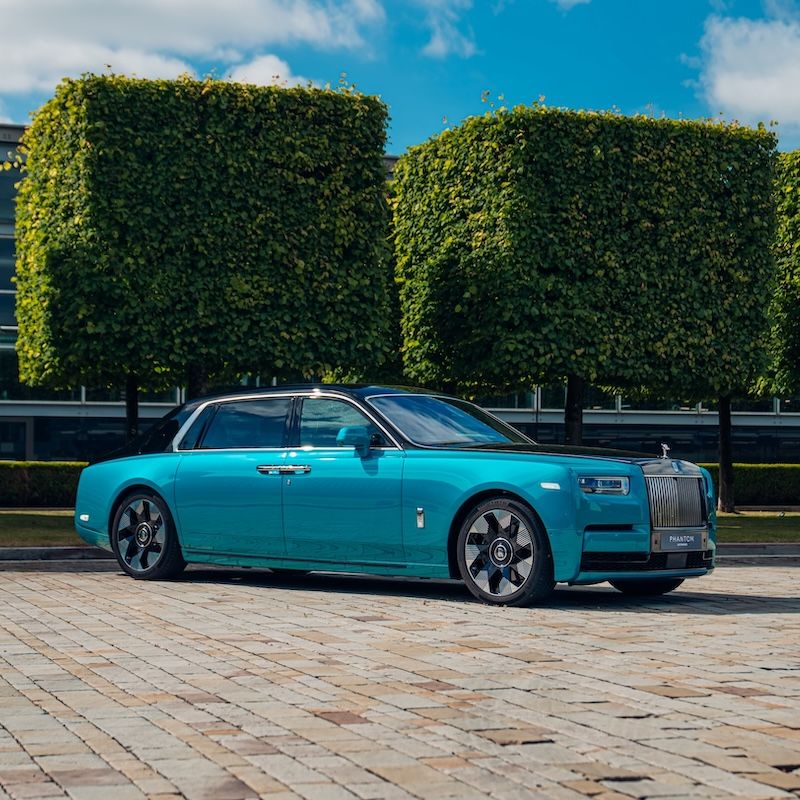 Rolls-Royce Presents Bespoke Cullinan Series II And Spectre