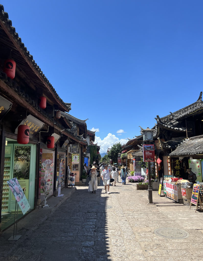 A Complete Guide To Exploring Lijiang | Augustman Singapore