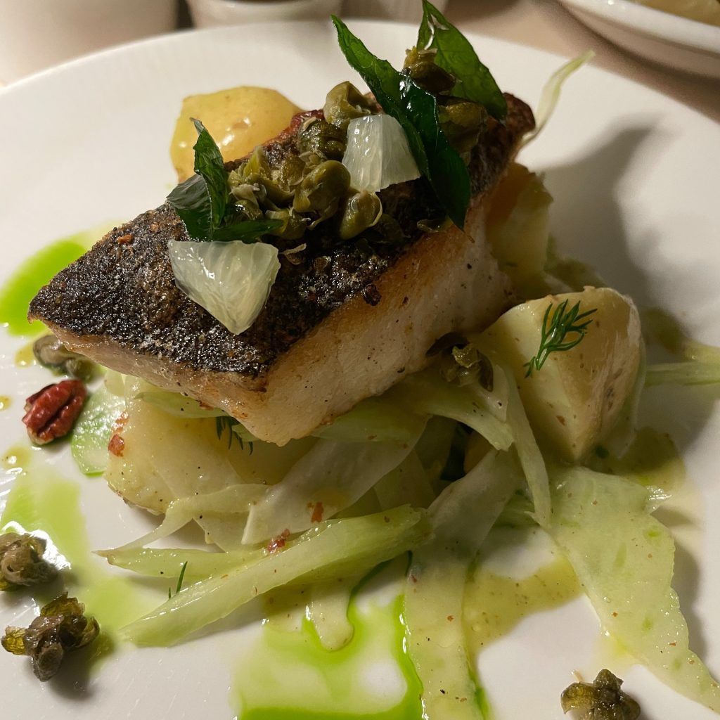 Reviewing The Chip Bee Bistro: Best Dishes, Ambience And More