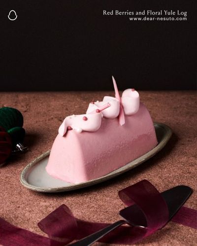 Log Cakes Singapore: 9 Best Cakes To Buy For Christmas 2025