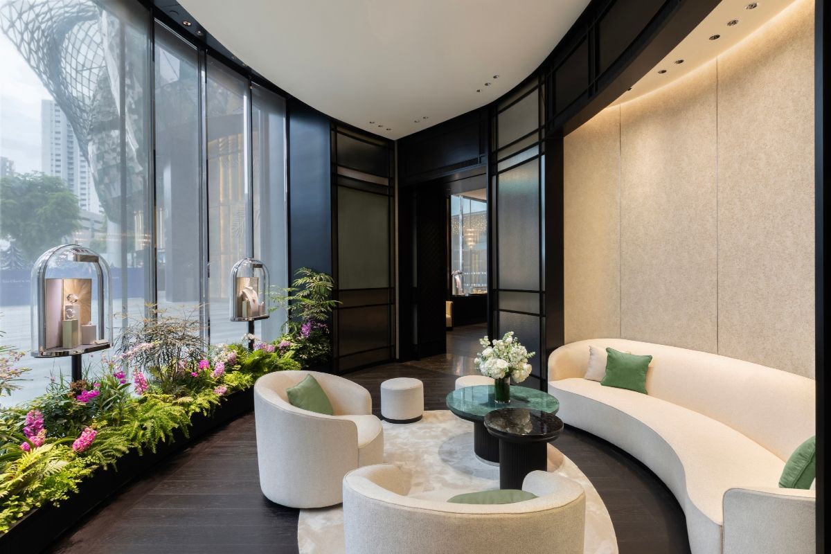 Van Cleef & Arpels Singapore: Southeast Asia's First Duplex Store