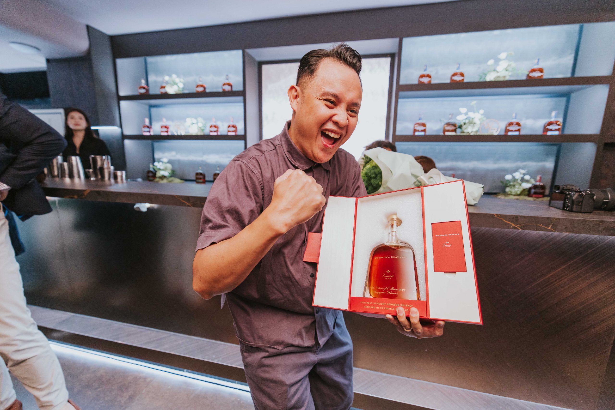 Bar Somma's Mel John Chavez Crowned Champion of Woodford Reserve’s The Wonderful Race 2025 ...