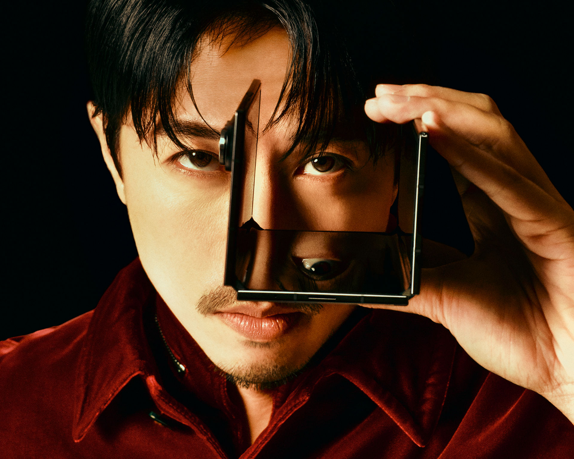 Desmond Tan Is Evolving, Just Like The New Samsung Galaxy Z TriFold ...