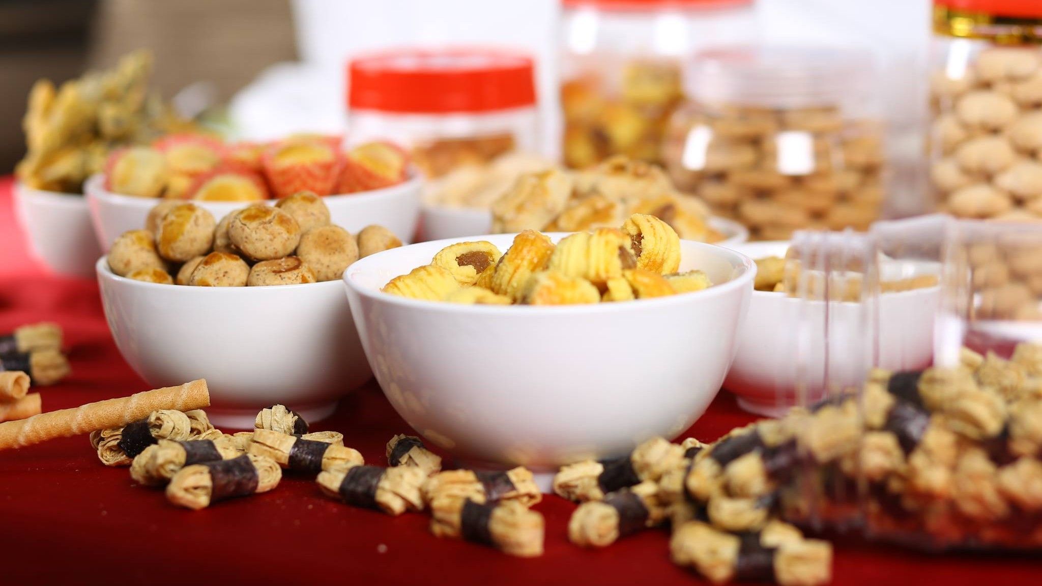 Personality Based On Chinese New Year Snacks | Augustman SG