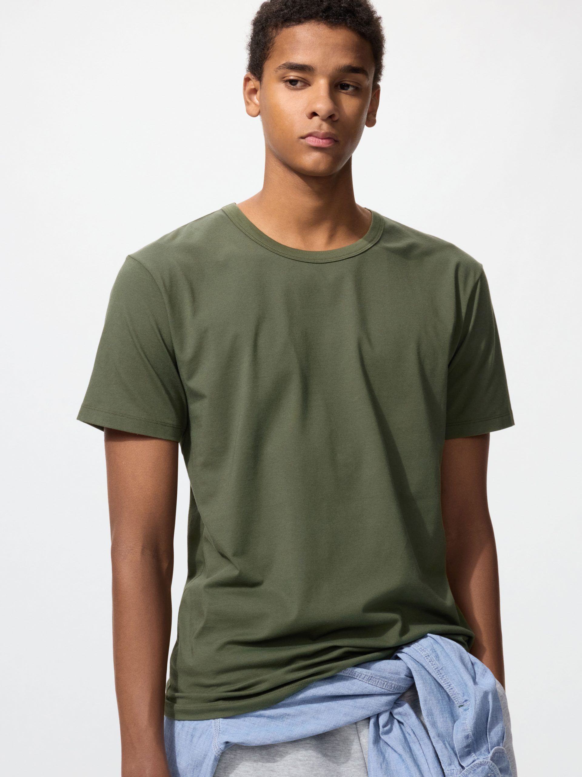 In Defence Of The Uniqlo AIRism T-Shirt | AugustMan Singapore