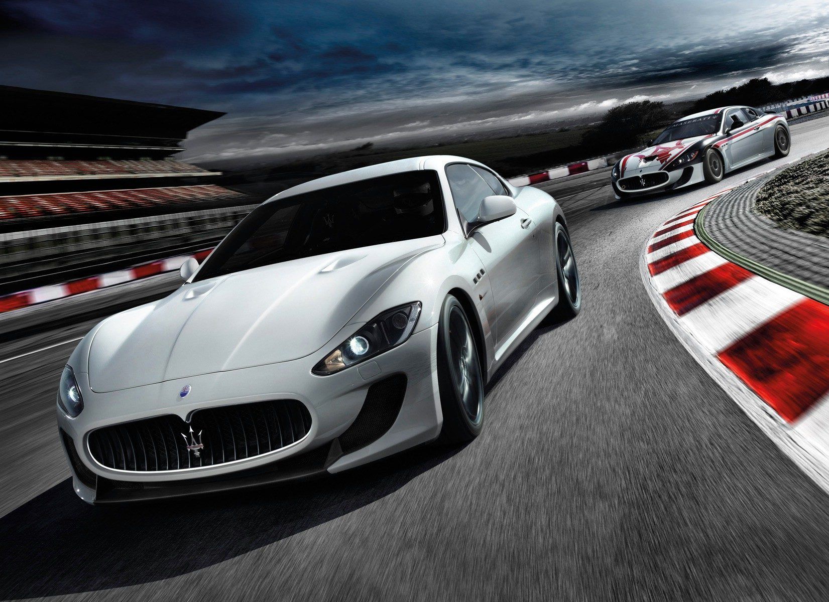 Lionel Messi Car Collection: Luxury Cars Owned By The Ex-FC Barca Star