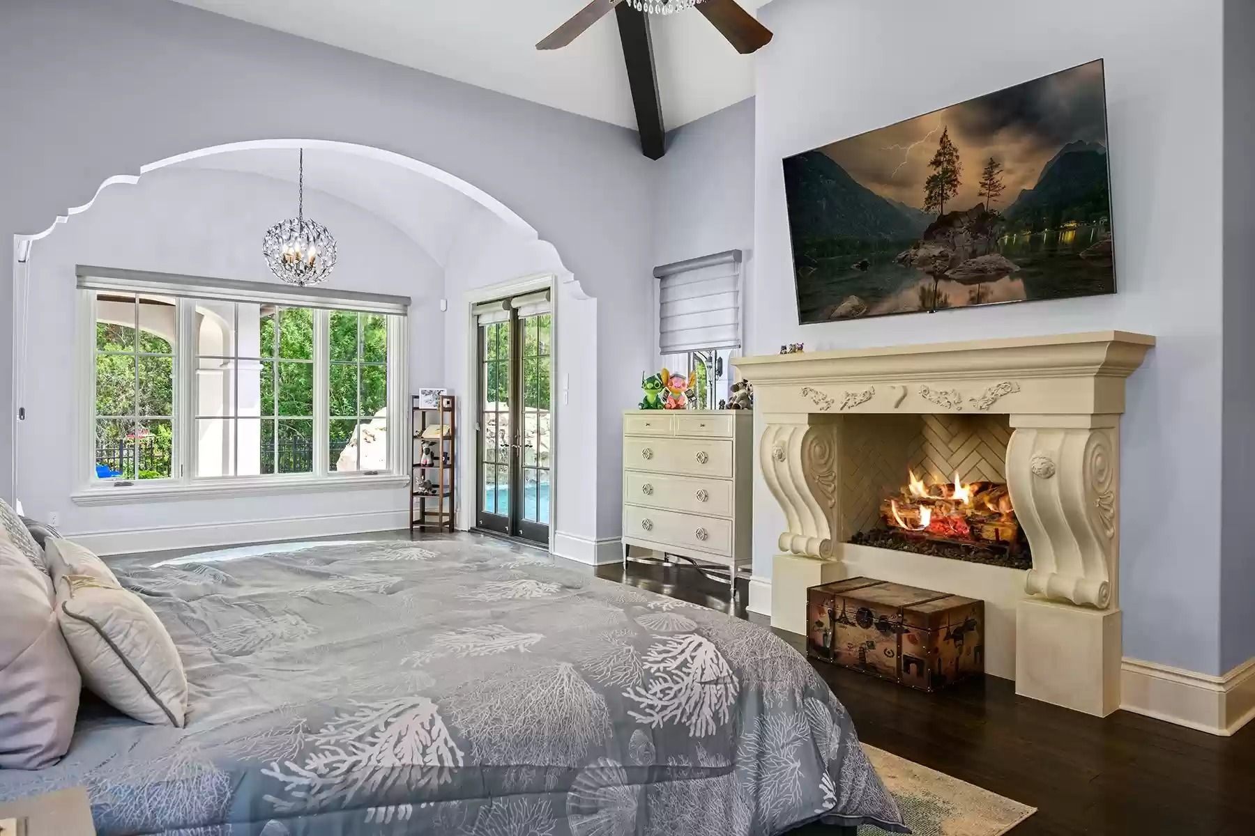 This Disney-Themed Mansion Has A 'Star Wars' Millennium Falcon Theatre