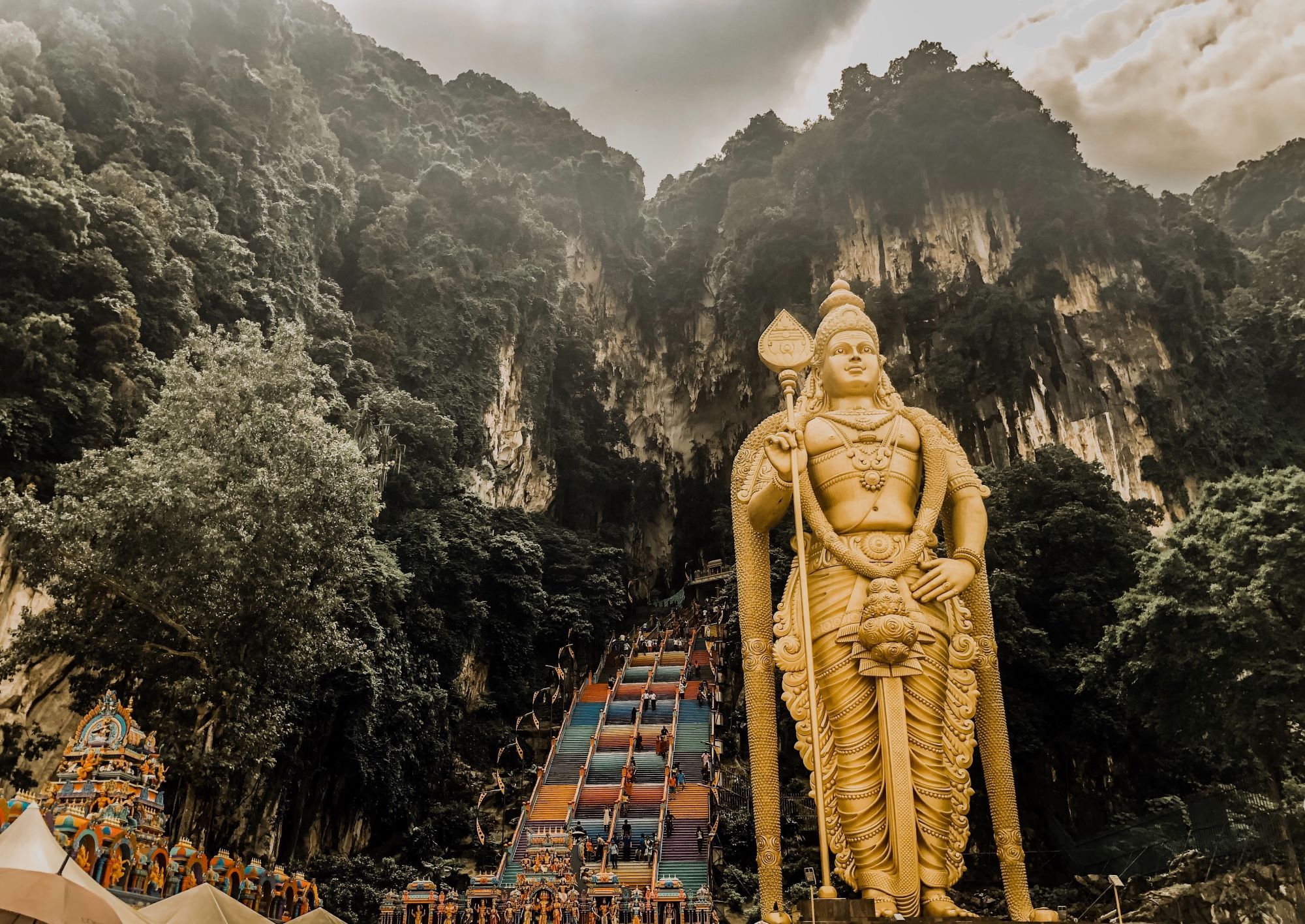 The Ultimate Guide To Batu Caves: Getting There, Highlights And More