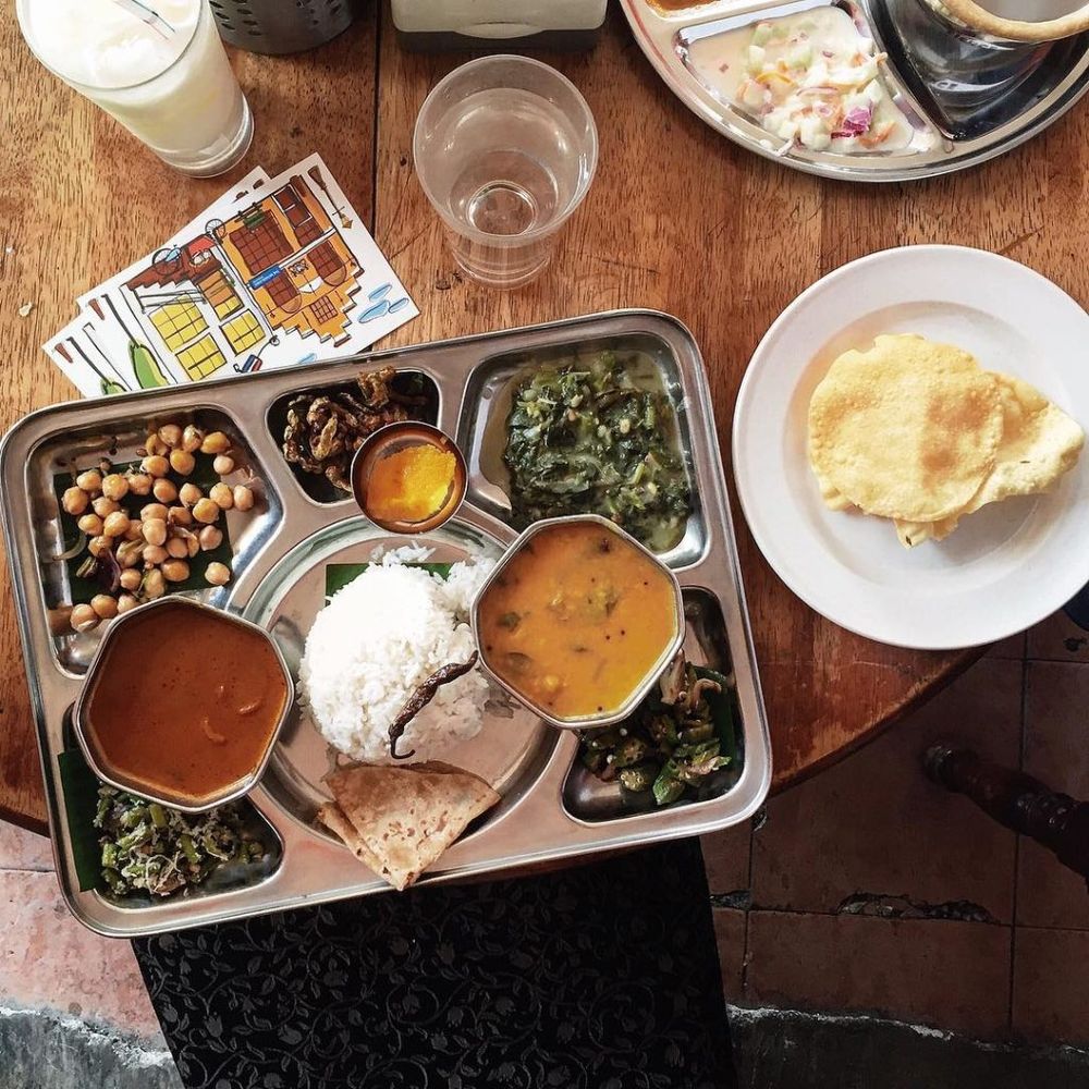 A Definitive Guide To The Best Banana Leaf Rice In KL And Selangor
