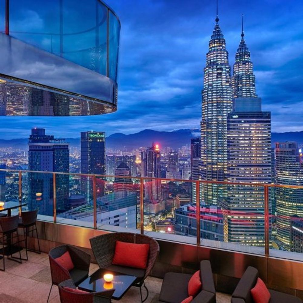10 Rooftop Bars In KL That Offer The Most Stunning Views Of The City