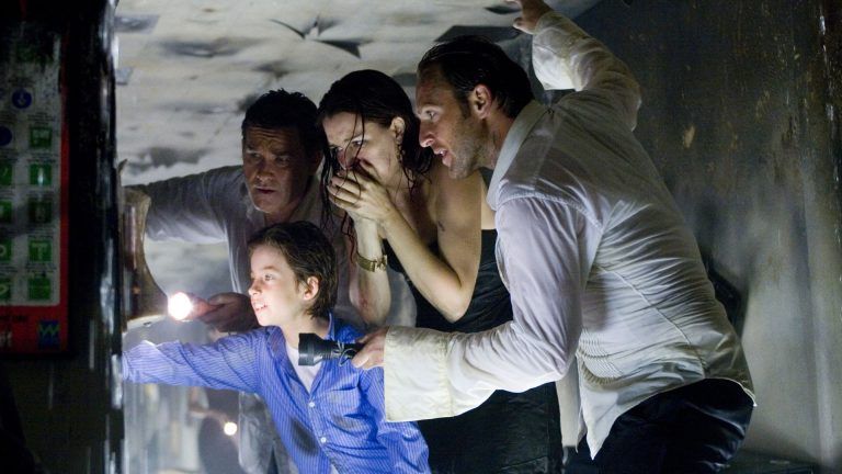 10 Best Ship-Sinking Movies Of All Time