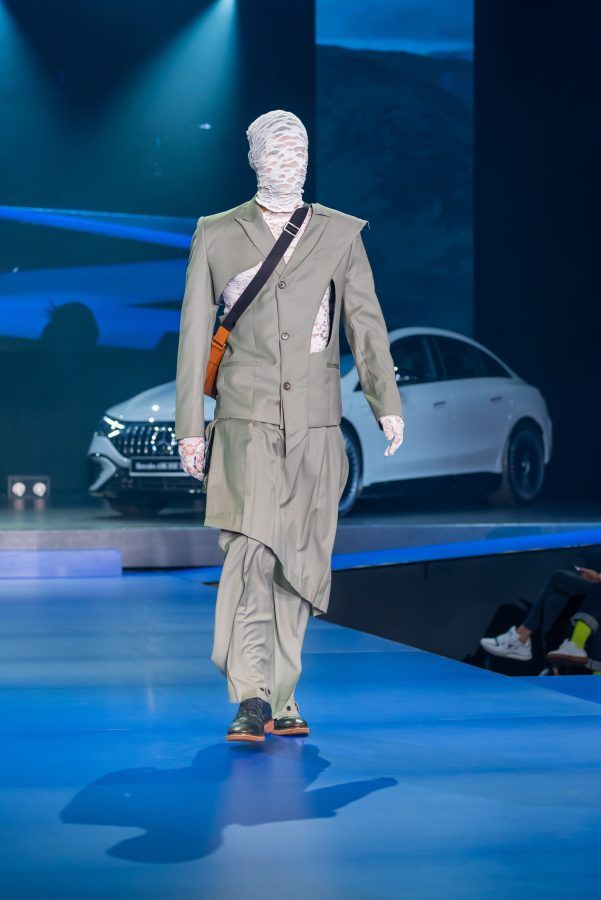 DICKSON LIM debuts at the 2023 Mercedes-Benz Fashion Week