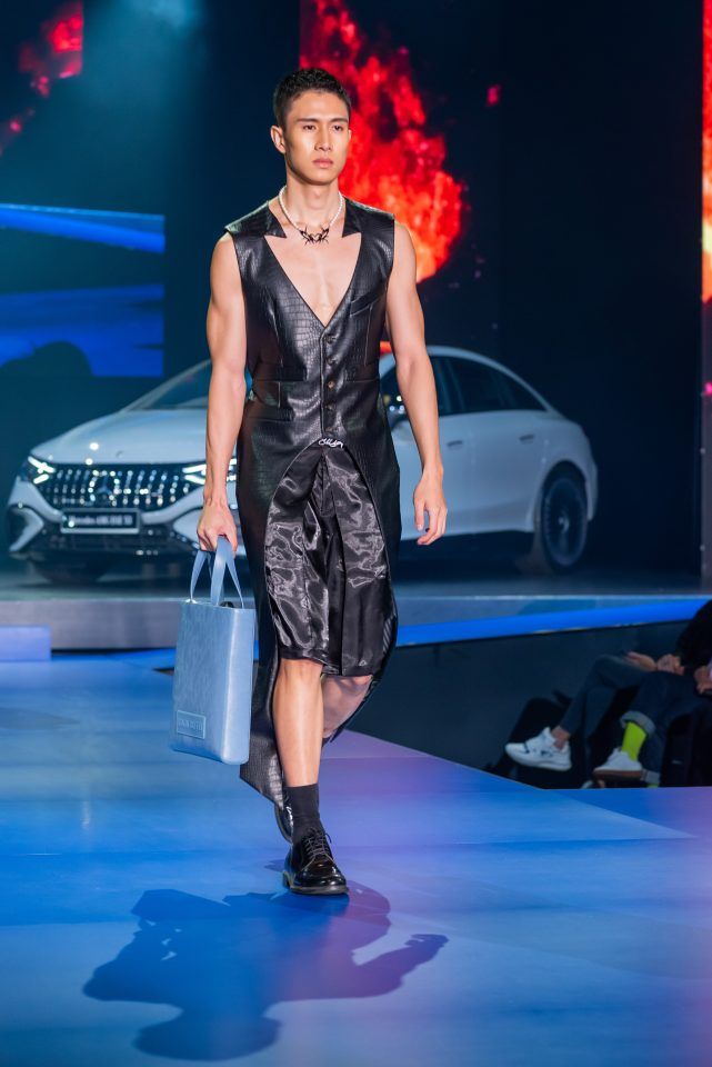 DICKSON LIM debuts at the 2023 Mercedes-Benz Fashion Week