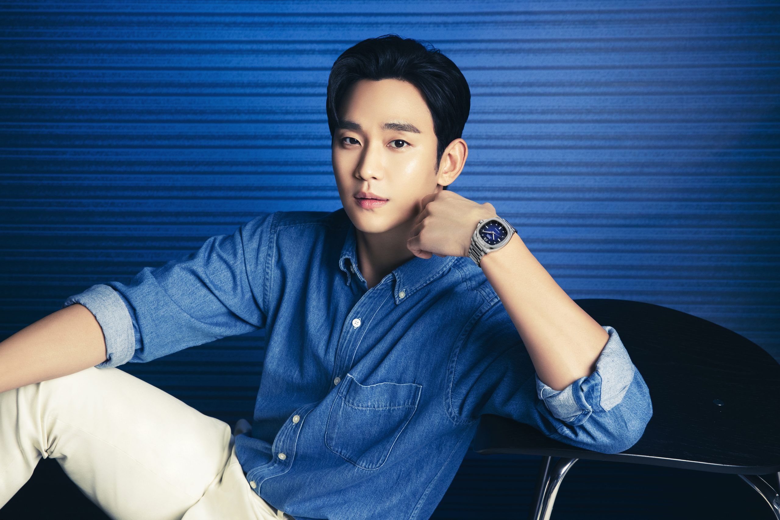 Mido Revives Iconic TV Shape Design with Latest TV Big Date Series