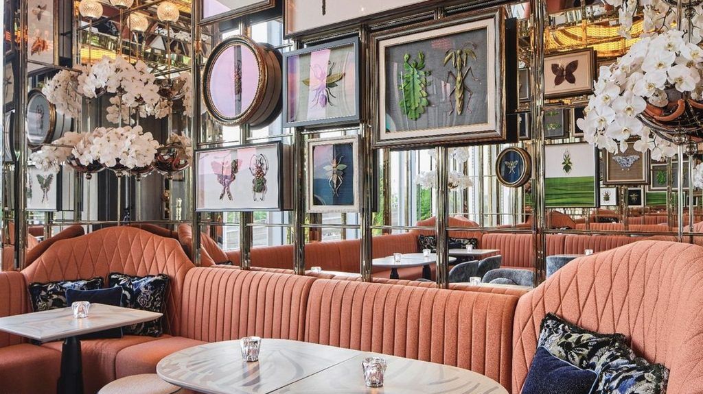 26 Beautiful Bars That Are Perfect For Your Instagram Grid