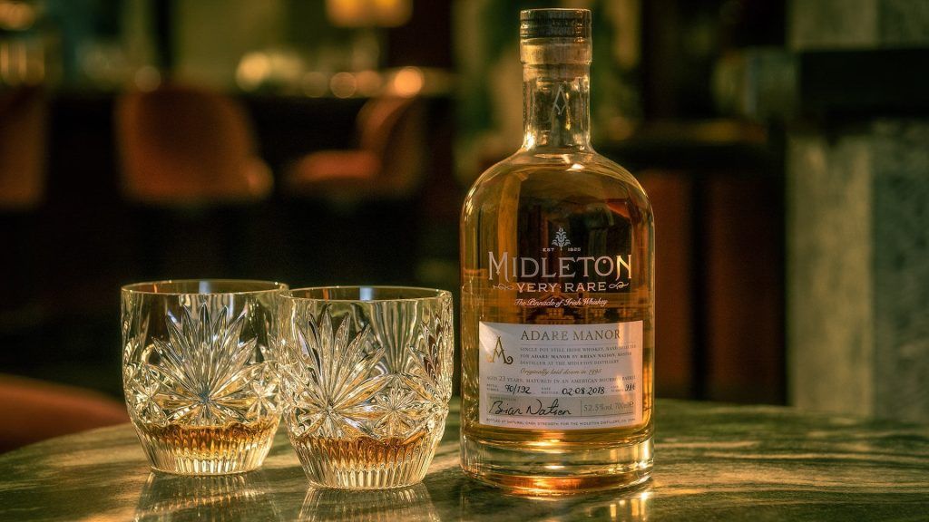 26 Beautiful Bars That Are Perfect For Your Instagram Grid