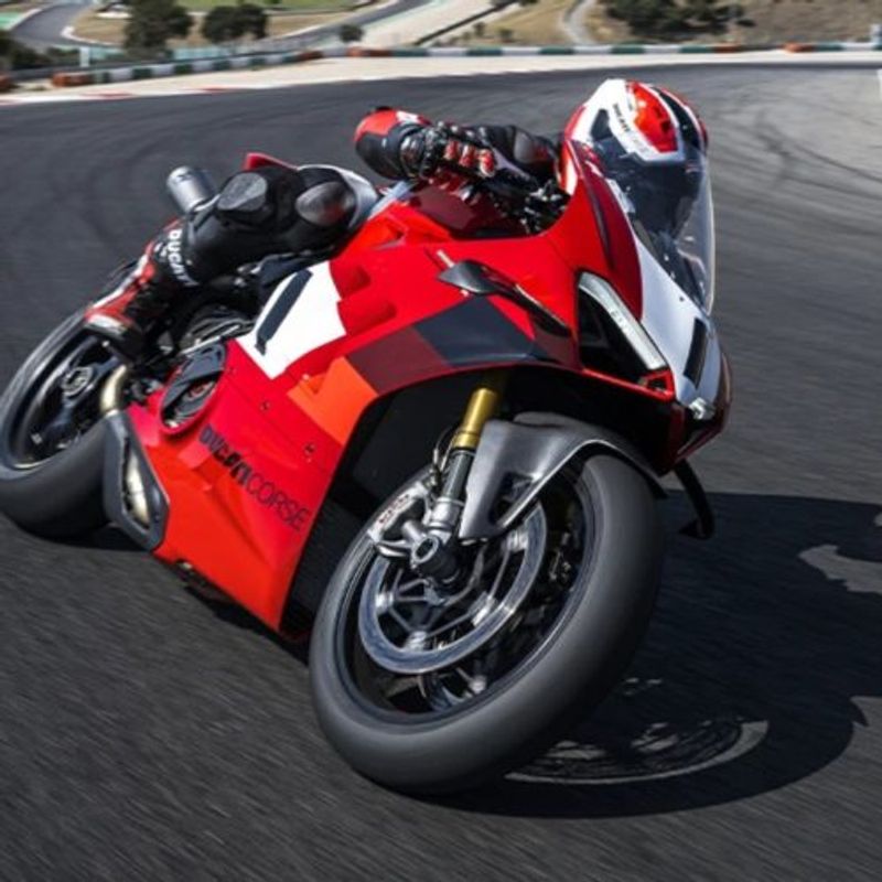 Yamaha YZF-R9's price and specifications revealed – Augustman MY