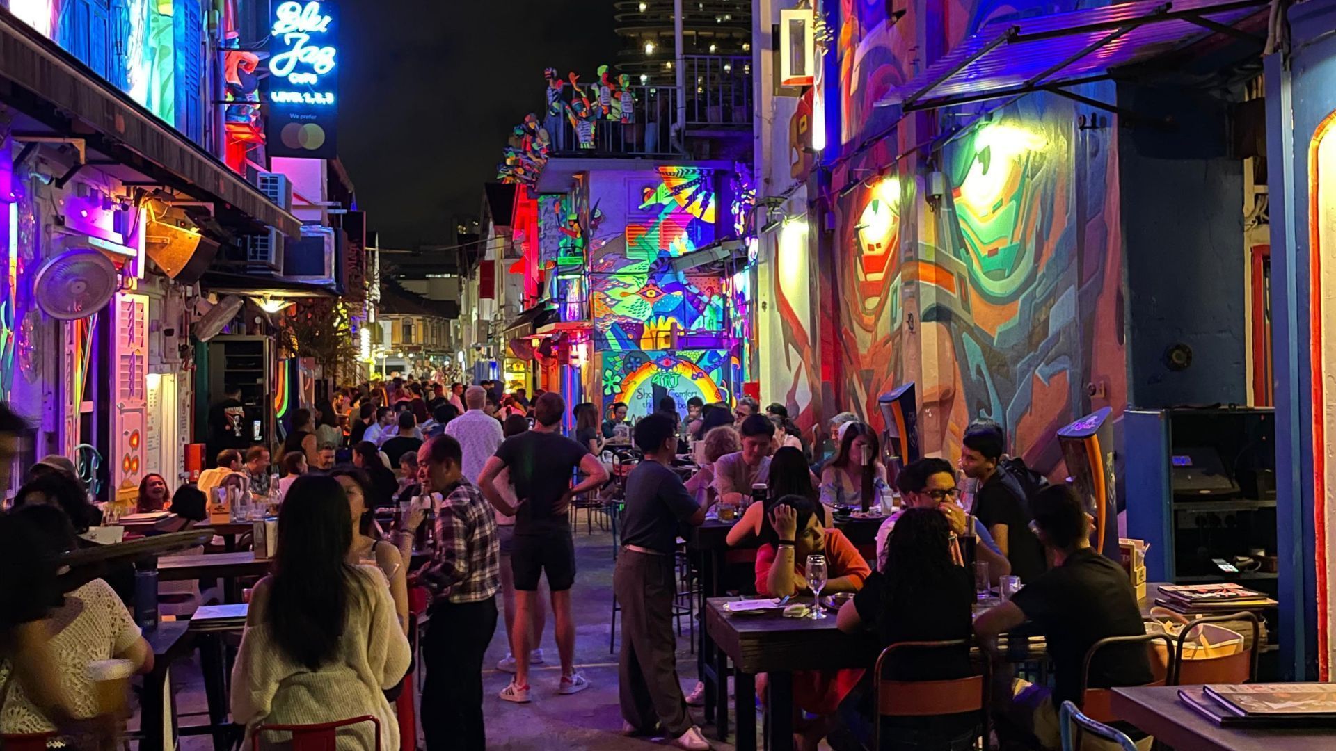 A guide to exploring Singapore's Haji Lane - Augustman MY