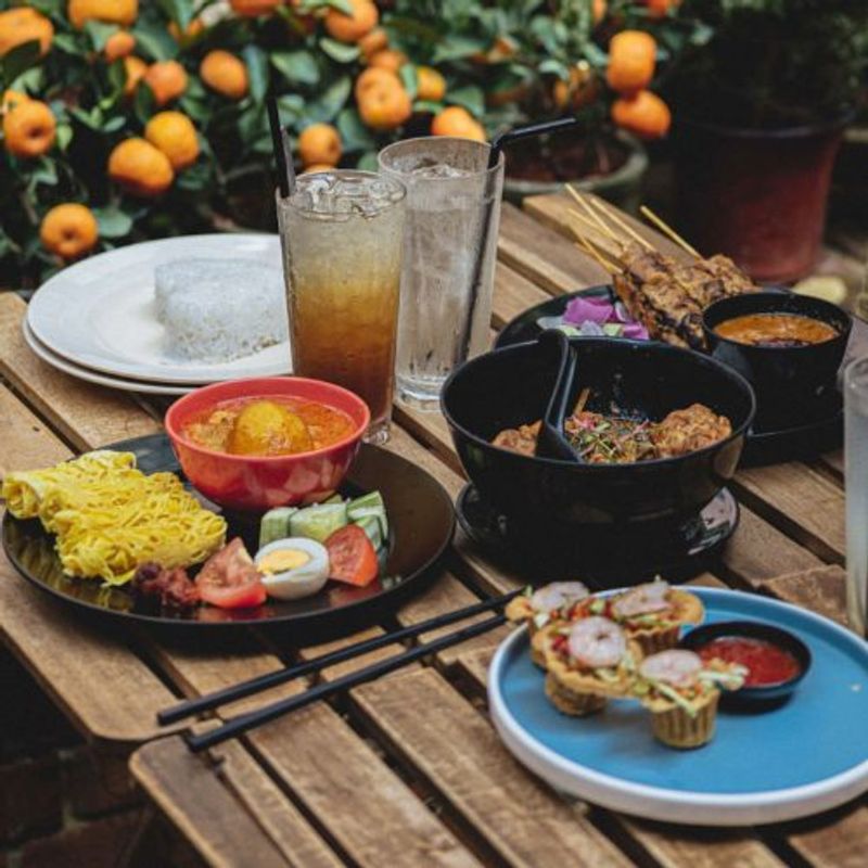 6 Places That Serve The Best Food At The Ampwalk Mall - Augustman MY