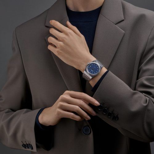 Cristiano Ronaldo Sports New Watch Worth MYR 3.26 Million