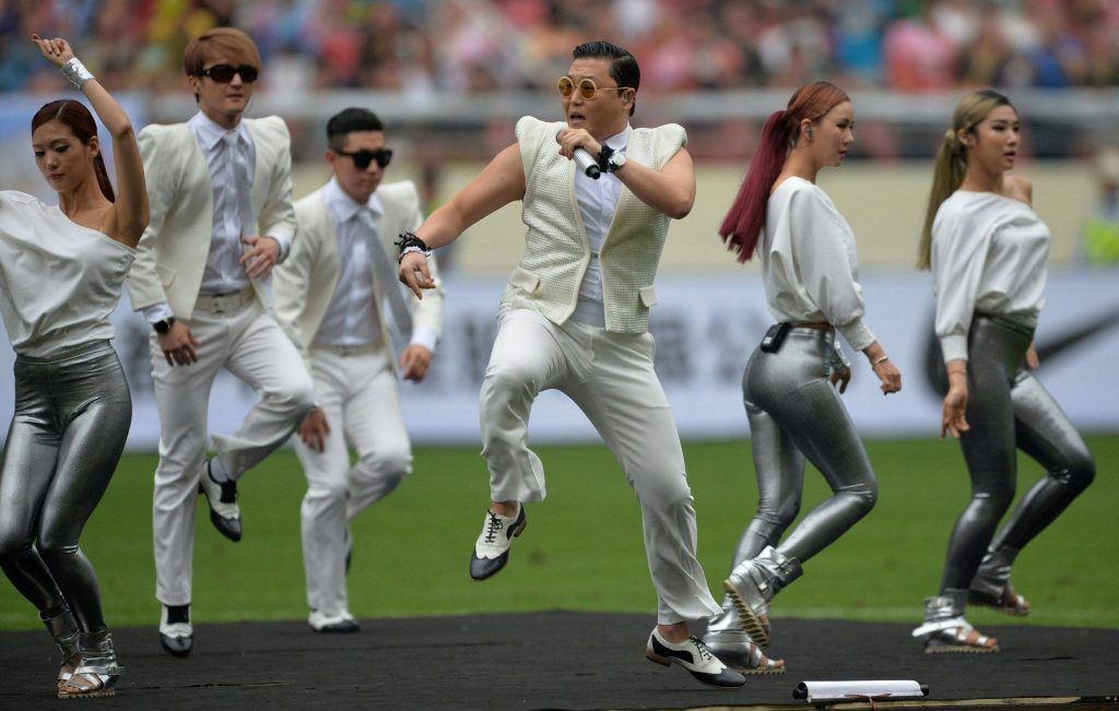 All Motorola Razr phones in chronological order – Augustman Malaysia