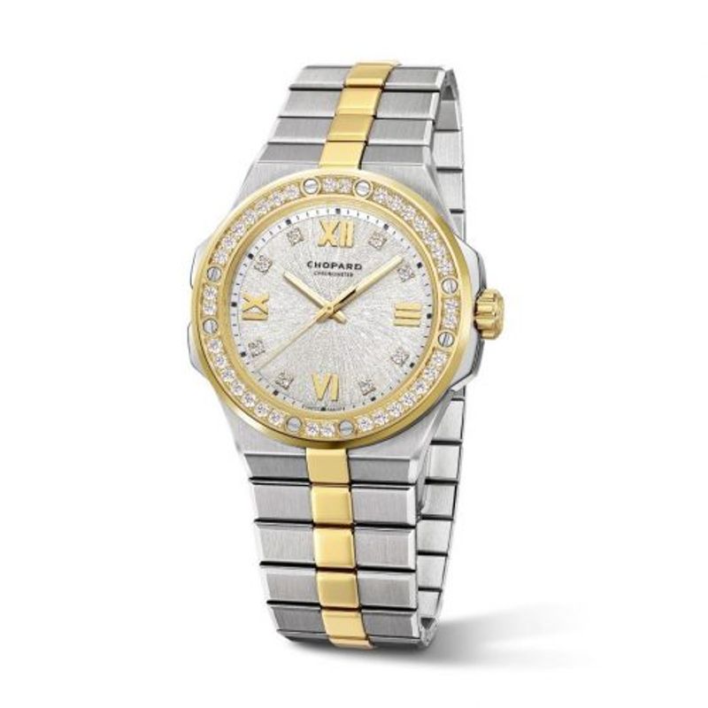 Cristiano Ronaldo Sports New Watch Worth MYR 3.26 Million