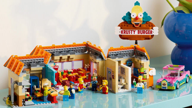 All about the LEGO x The Simpsons Krusty Burger set | Augustman MY