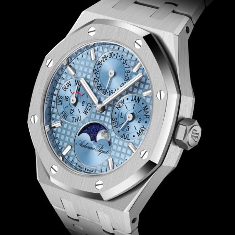 Cristiano Ronaldo Sports New Watch Worth MYR 3.26 Million